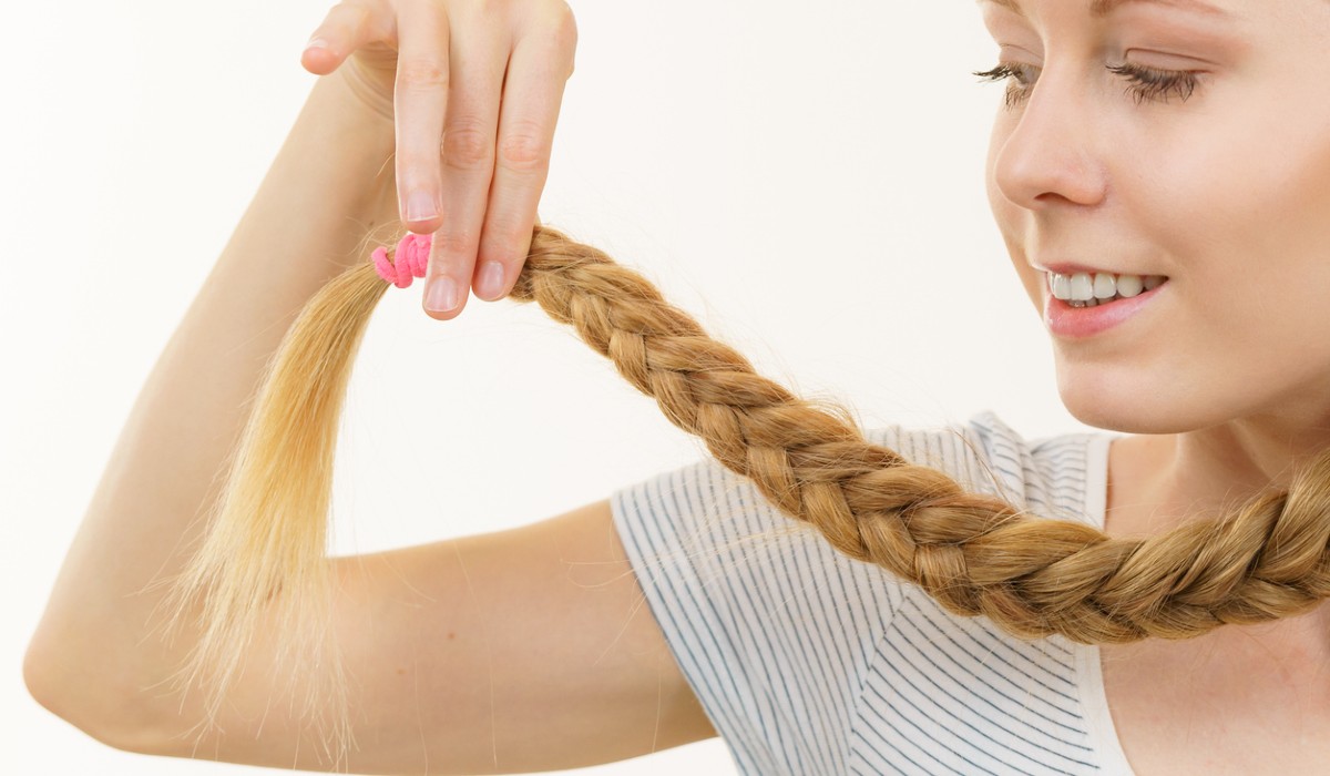 How to Detangle Matted Hair Gently | Buyers Report